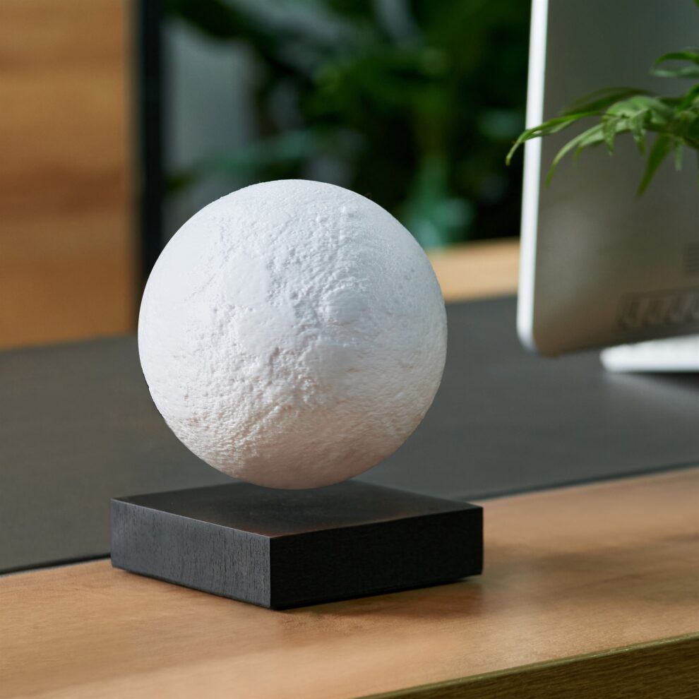 Gingko Smart Moon Lamp - Gallery Candles