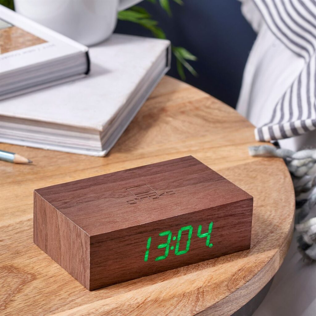 Gingko Flip Click Clock Rechargable Wooden Alarm Clock with Flip Over ...